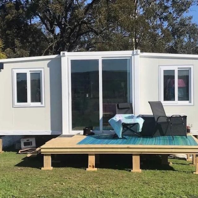 Expandable House